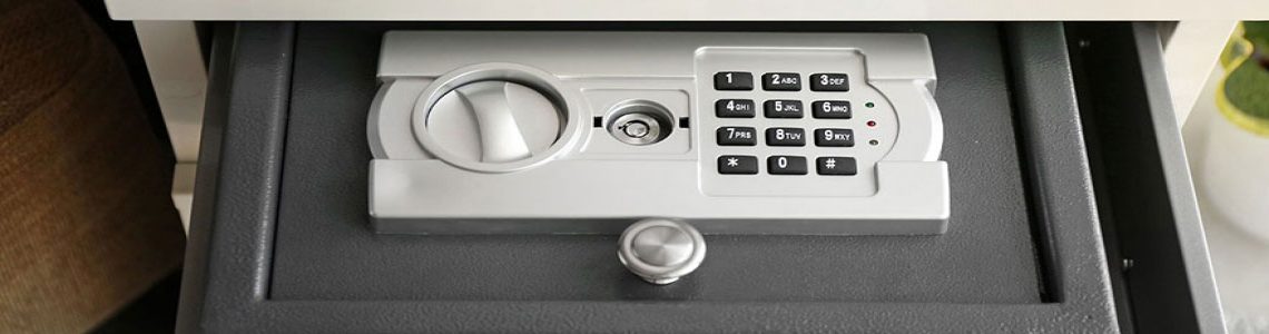 Quels sont les avantages d'avoir un coffre-fort chez-soi ? | The Band